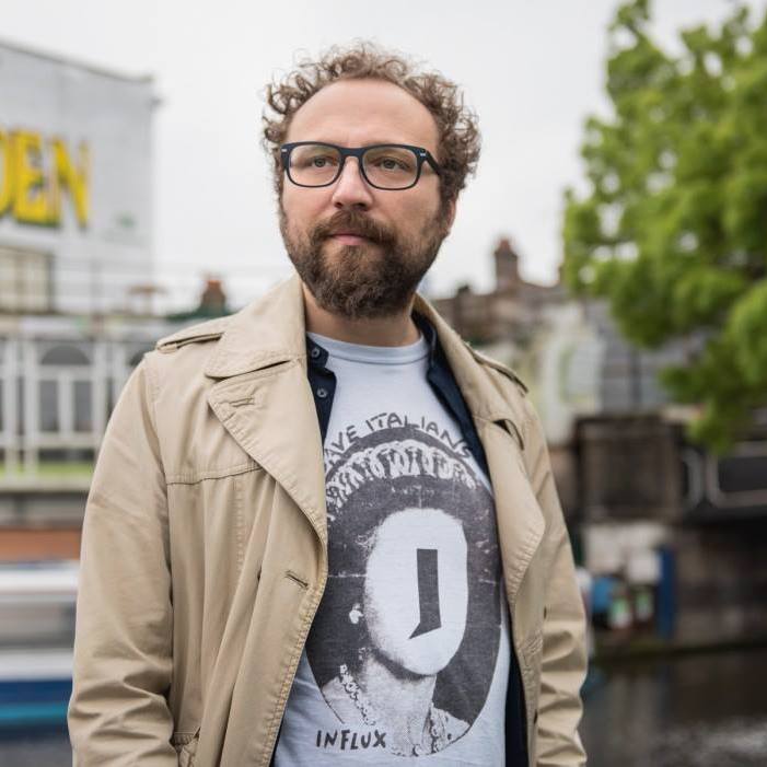 Luca Vullo: il siciliano che spiega come gesticolano gli italiani ...